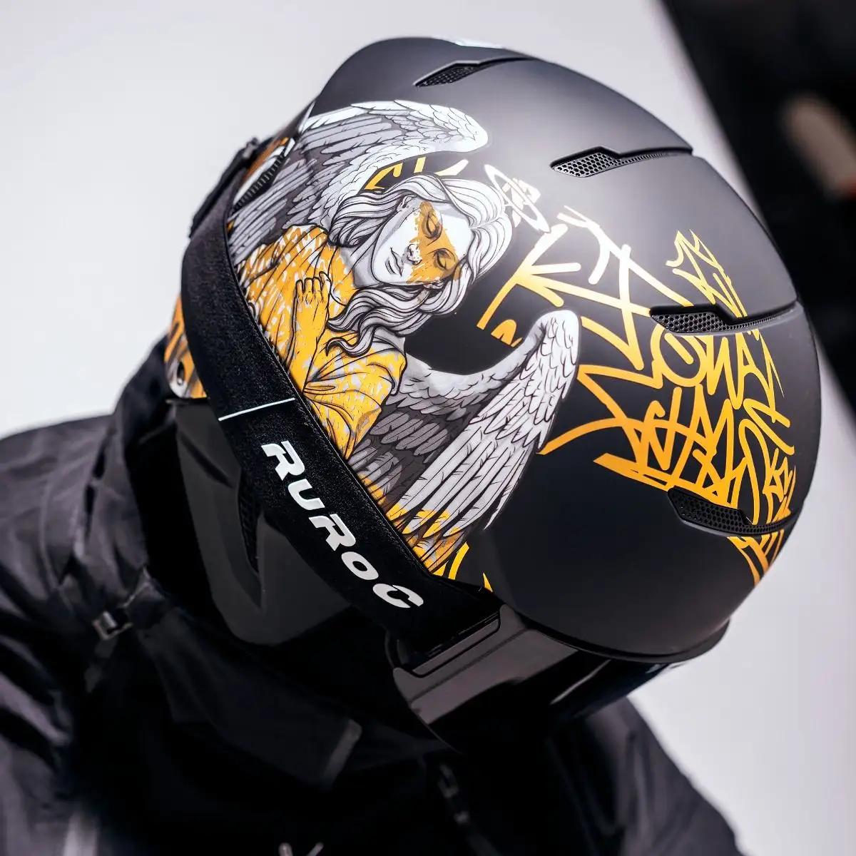 LITE+ TAG - Skiing & Snowboard Helmet | Ruroc (ES)